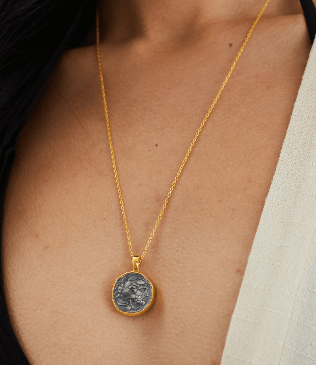 Luxurious 18k Gold-Plated Coin Necklace